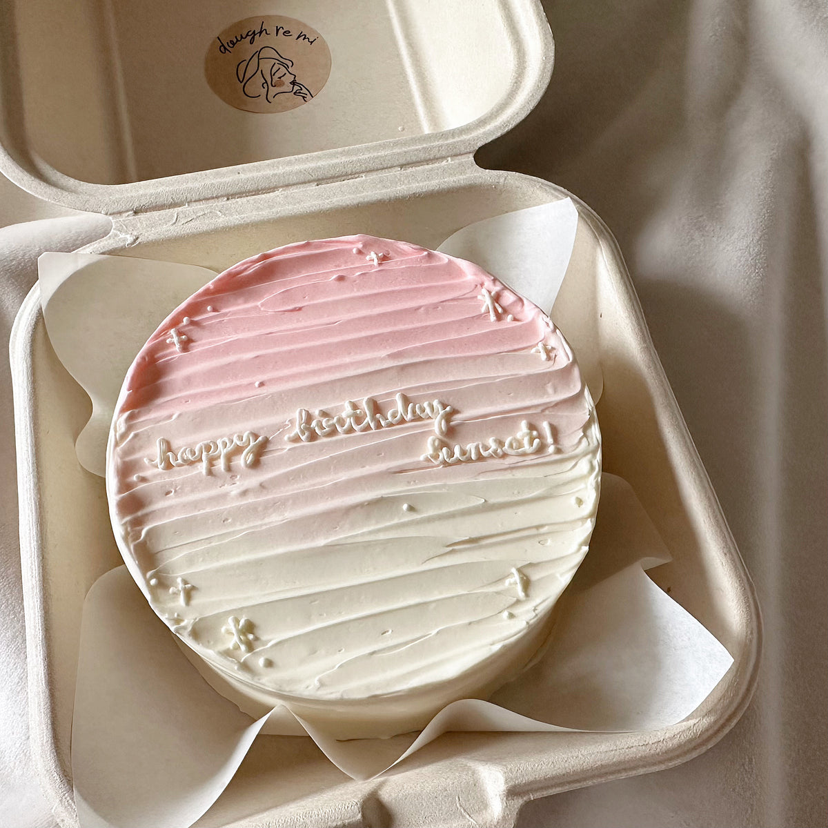 Textured Gradient– dough re mi cake