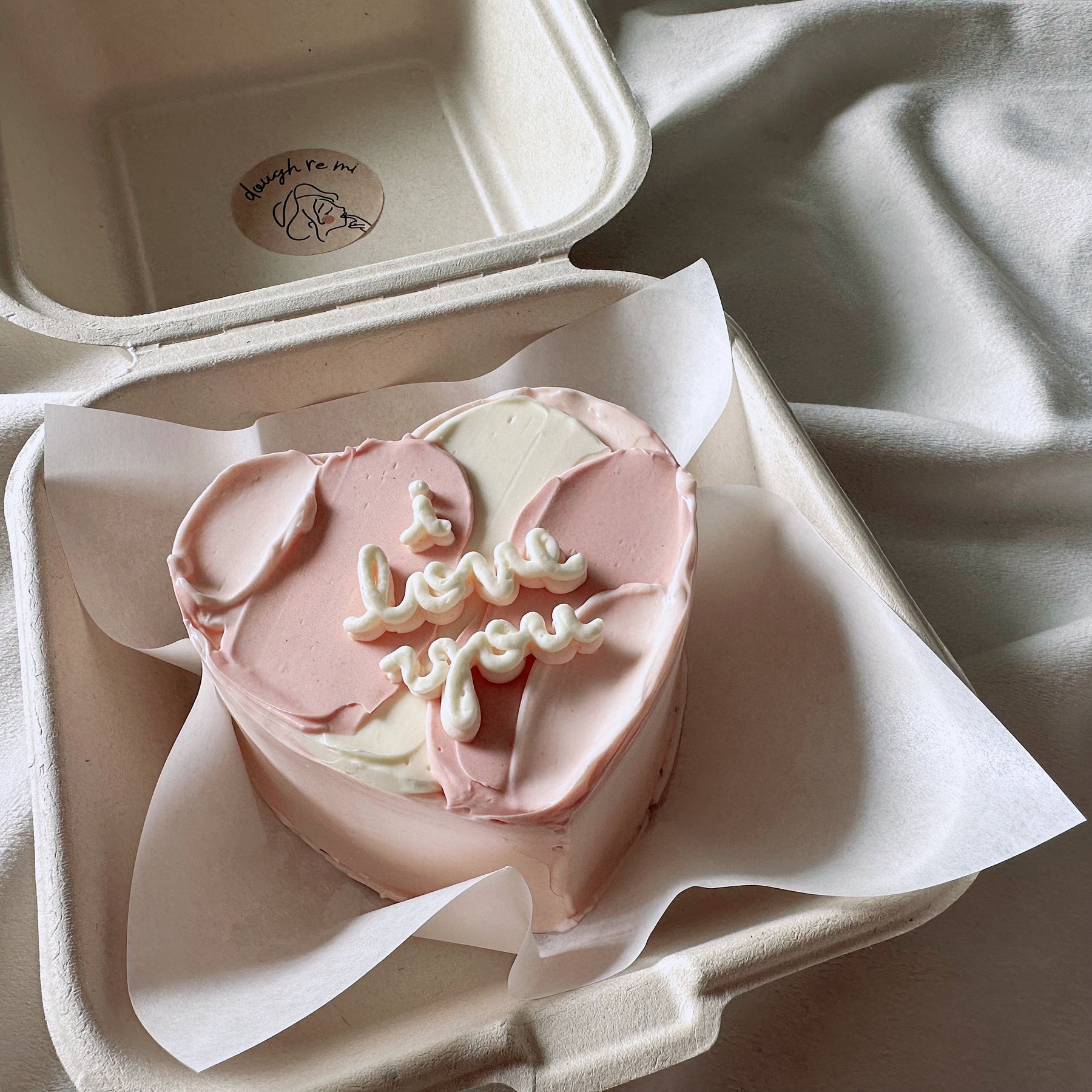 Lunchbox Cakes– dough re mi cake